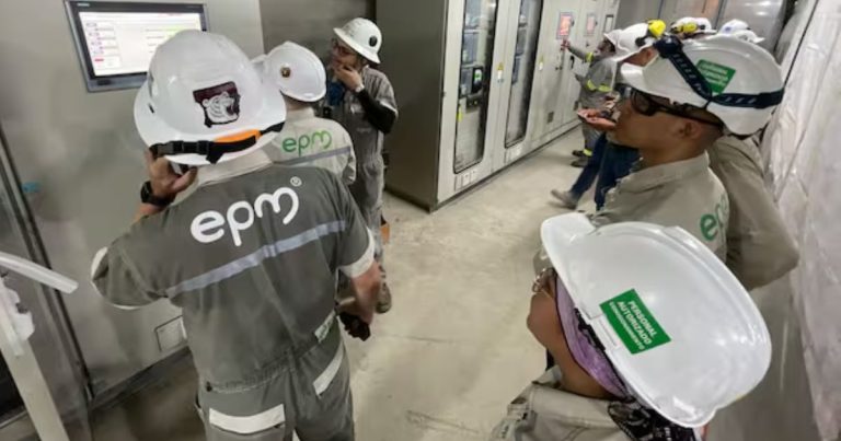 ¿Cuáles son las vacantes de EPM en Medellín y sus salarios? - 2026